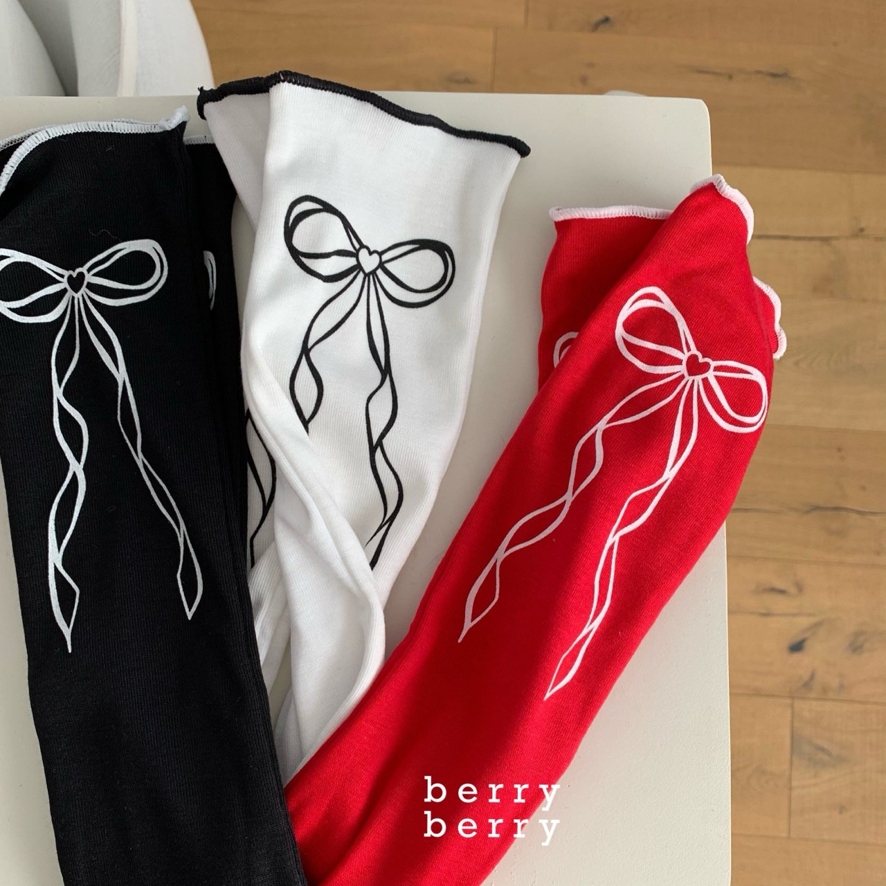 04044蝴蝶結襪(三色) | 春裝新品 - 小樹兒