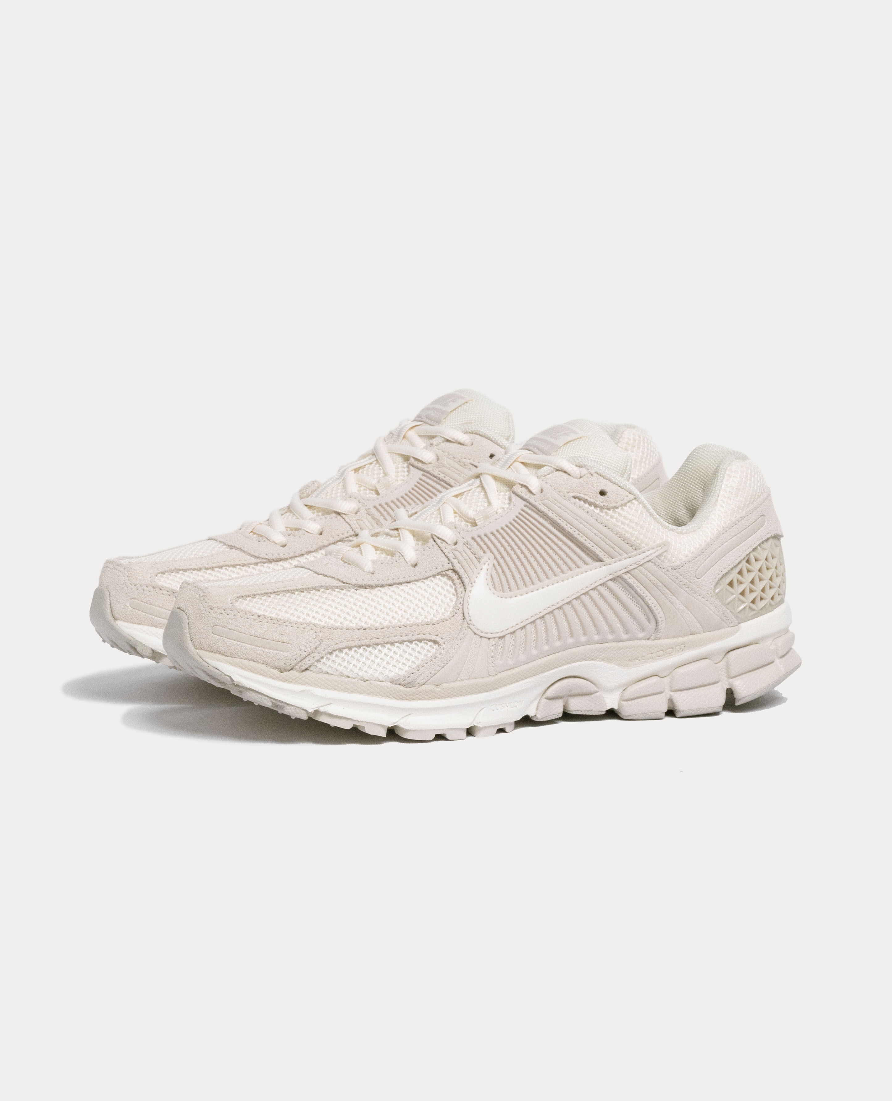 All Sneaker - REACTION.crew Online Shop 官方網站